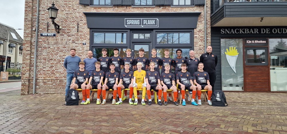 Springplank sponsor JO19-1 - HHC Hardenberg