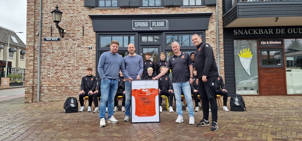 Springplank sponsor JO19-1 - HHC Hardenberg