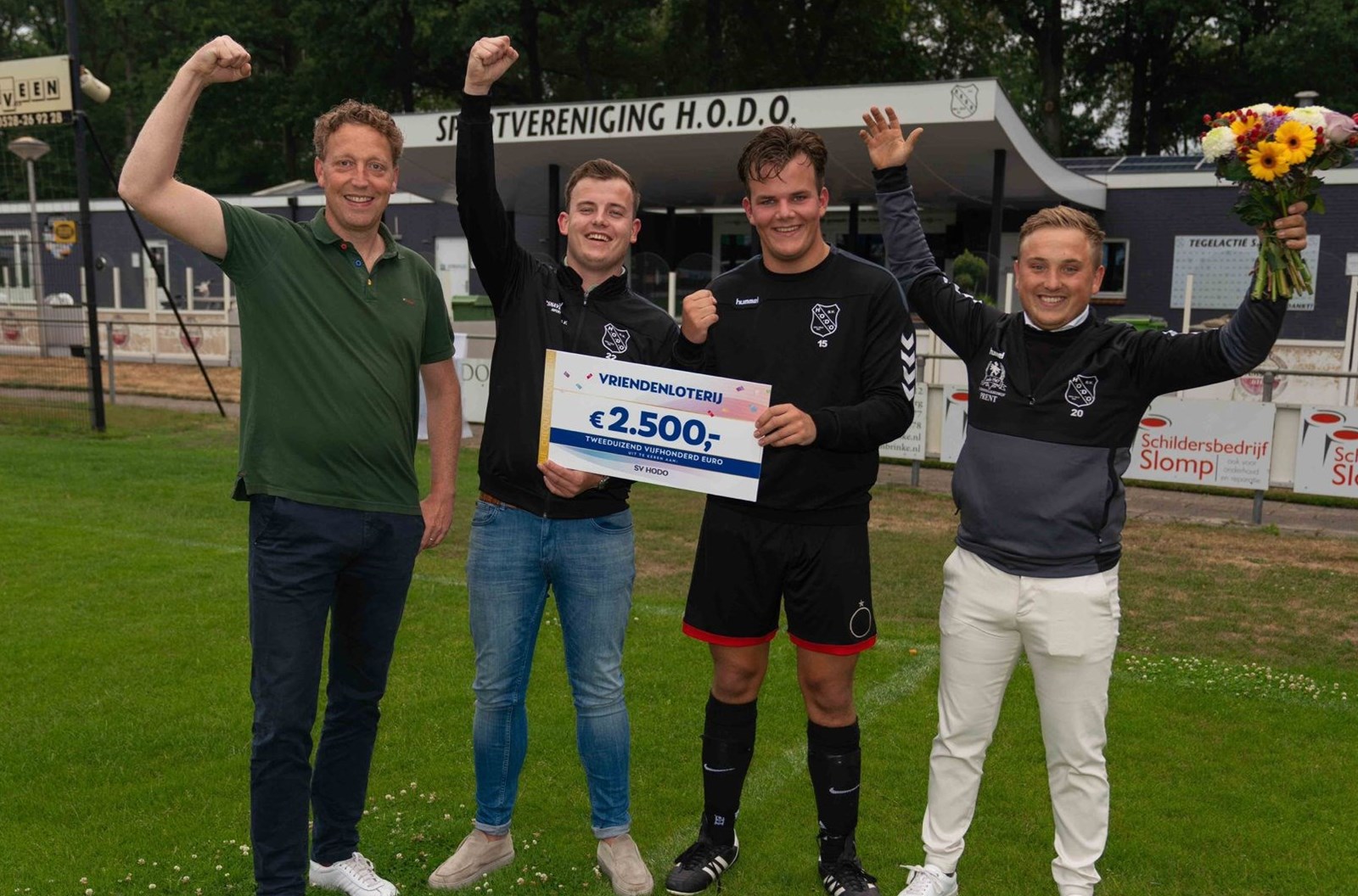 HODO ontvangt €2500,- - s.v. HODO