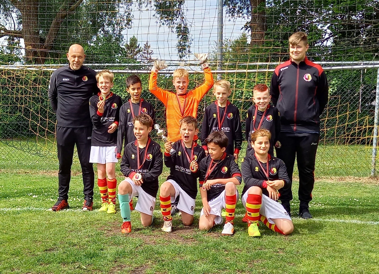 JO11-1 ongeslagen kampioen geworden! - vv HSC