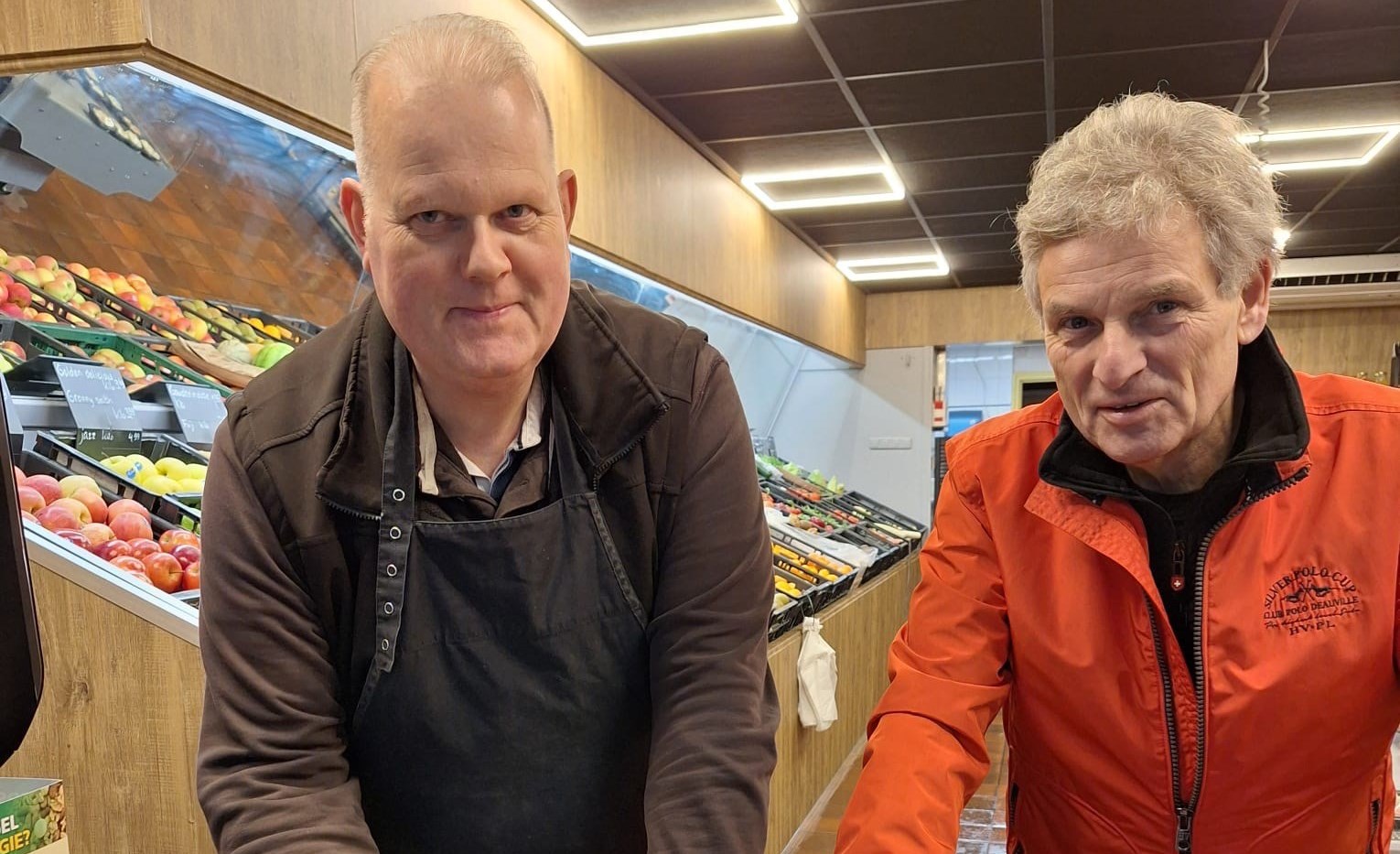 Vershal Robert uit Sappemeer nieuwe bordsponsor HSC! - vv HSC