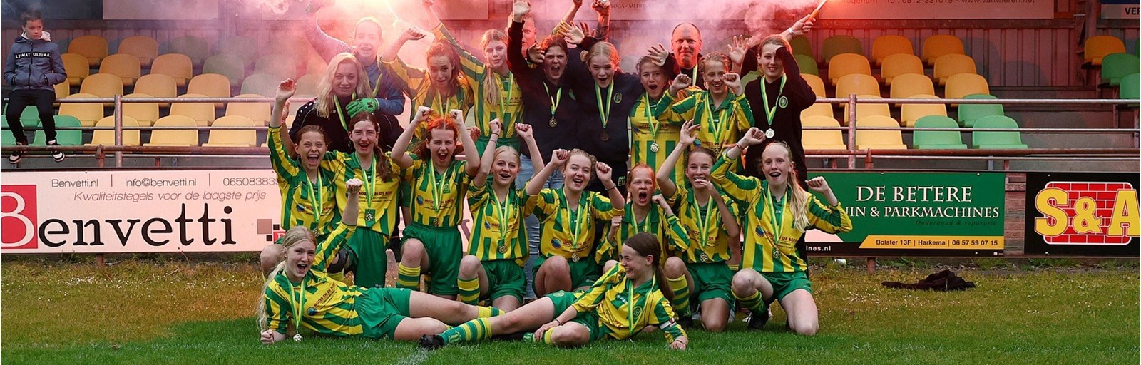 MO 13 meer dan terechte kampioen in de Hoofdklasse. - Harkema-Opeinde