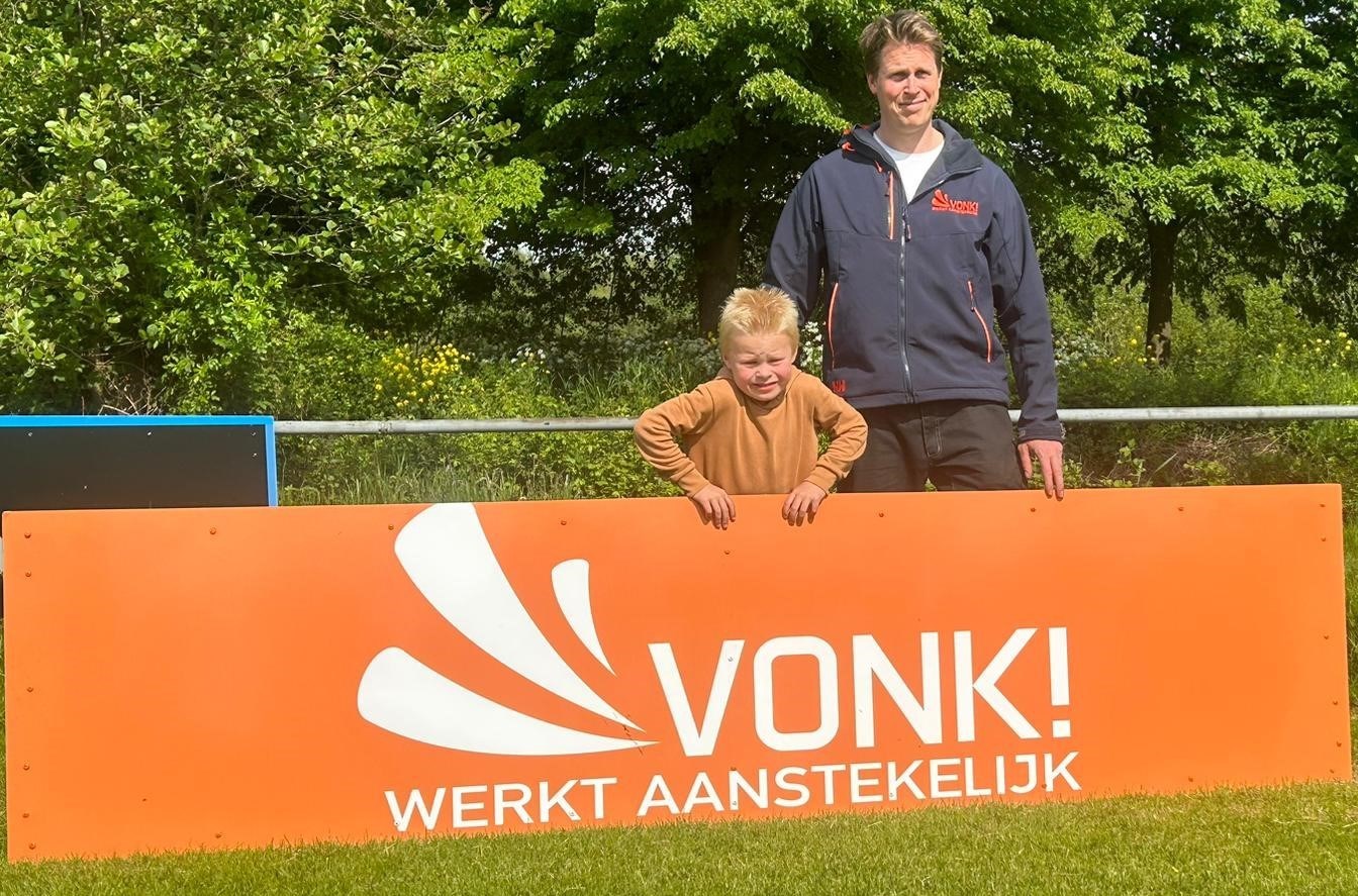 VONK! nieuwe bordsponsor - Voetbalvereniging Heeg