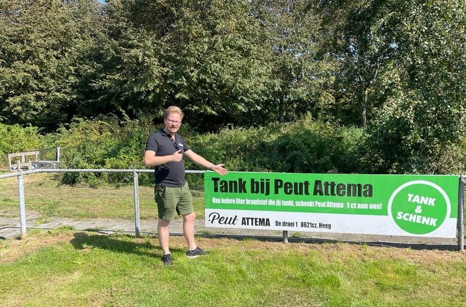 Peut Attema nieuwe bordsponsor - Voetbalvereniging Heeg