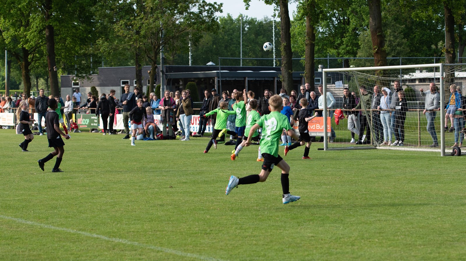 Bumet Schoolvoetbaltoernooi laatste dag - RKSV Heeze