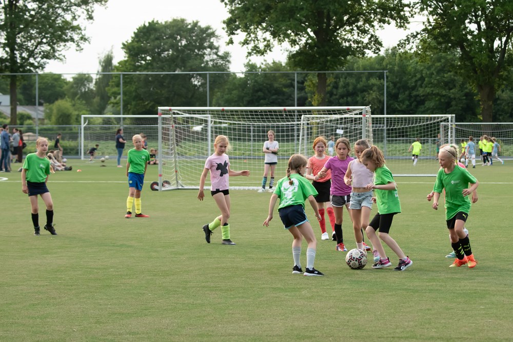Schoolvoetbal dag 2 - RKSV Heeze