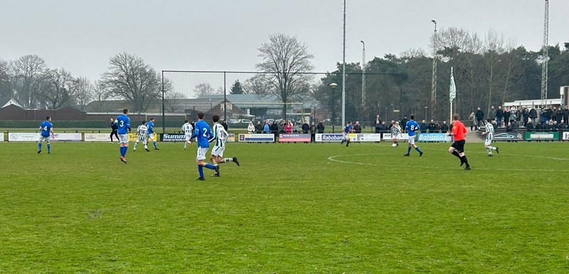 Helden wint ook 2e wedstrijd na 'winterstop'. Rentree Rens en Sef. - vv ...