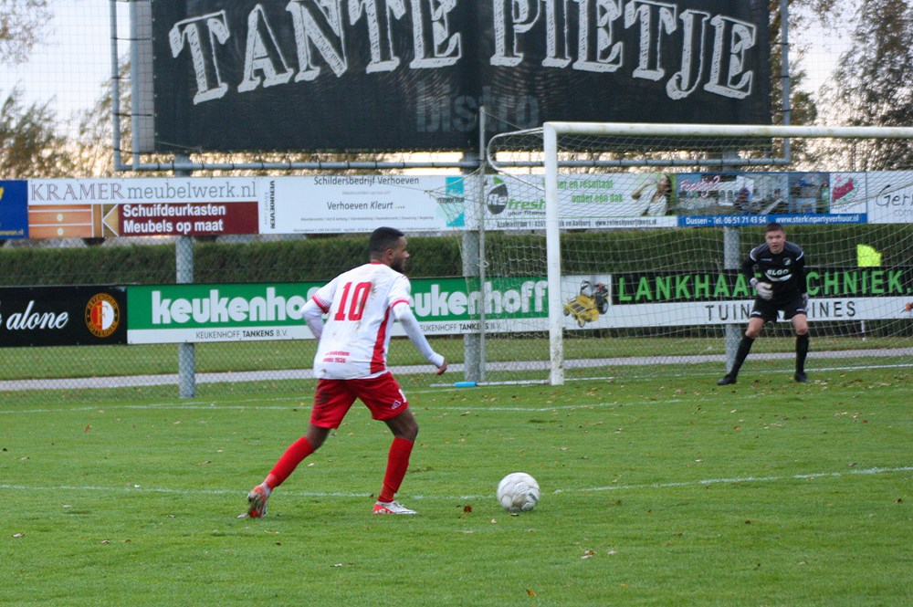 Heukelum verliest kansenregen in regenachtig Eethen - Voetbalvereniging Heukelum