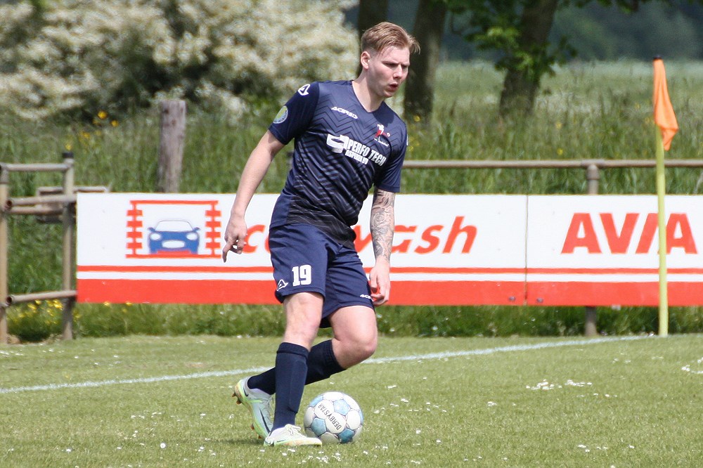 Jeffrey van der Heiden vertrekt naar Leerdam Sport - Voetbalvereniging ...