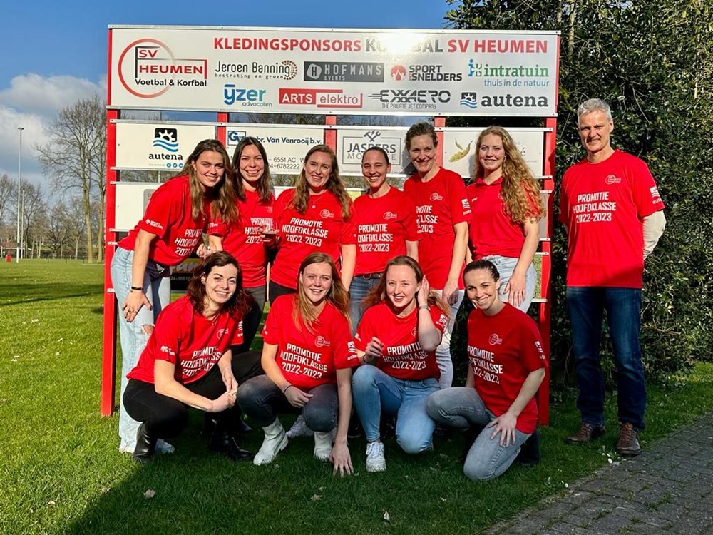 Korfbal Heumen 1 kampioen - Heumen