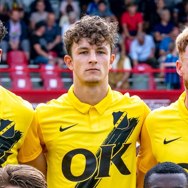 MARTIJN BRANDT IS TERUG VAN WEGGEWEEST !!! - Hoogstraten VV