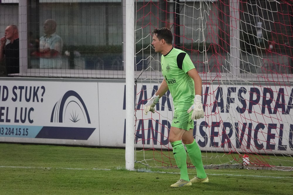 Wim Kustermans : +1 seizoen HVV - Hoogstraten VV