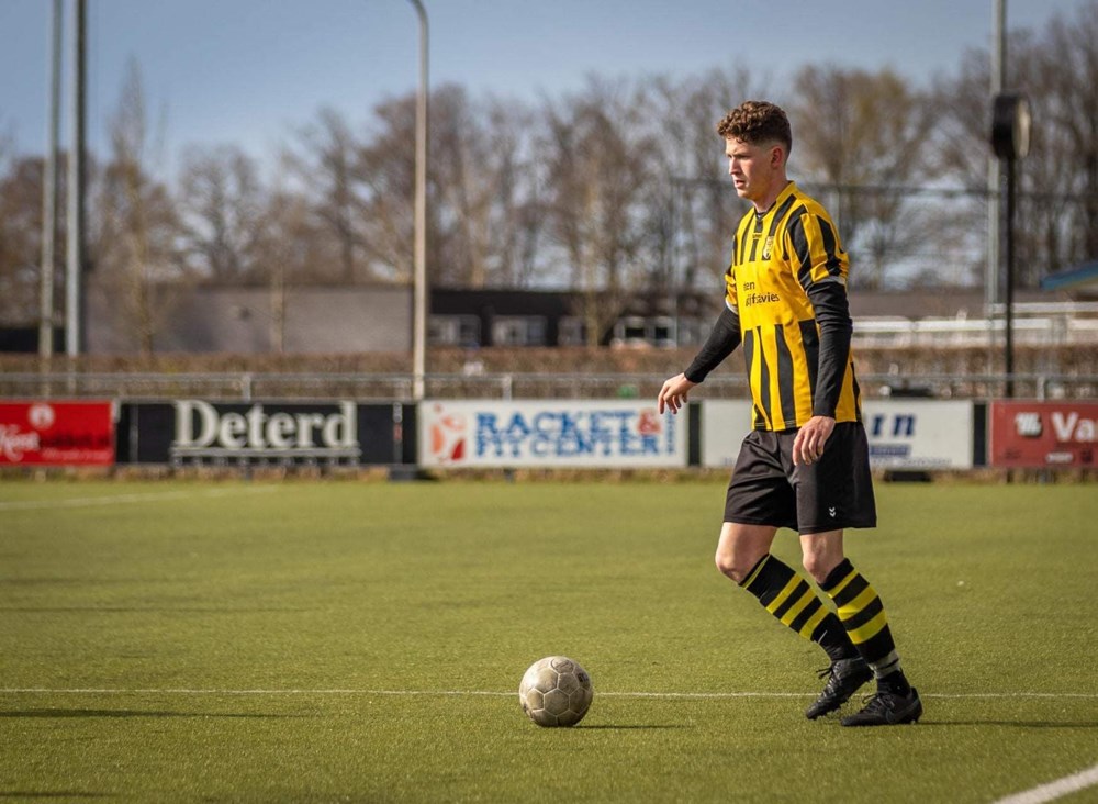 Nick Kuypers en Bas van den Berg bij A-selectie FC Horst - FC Horst