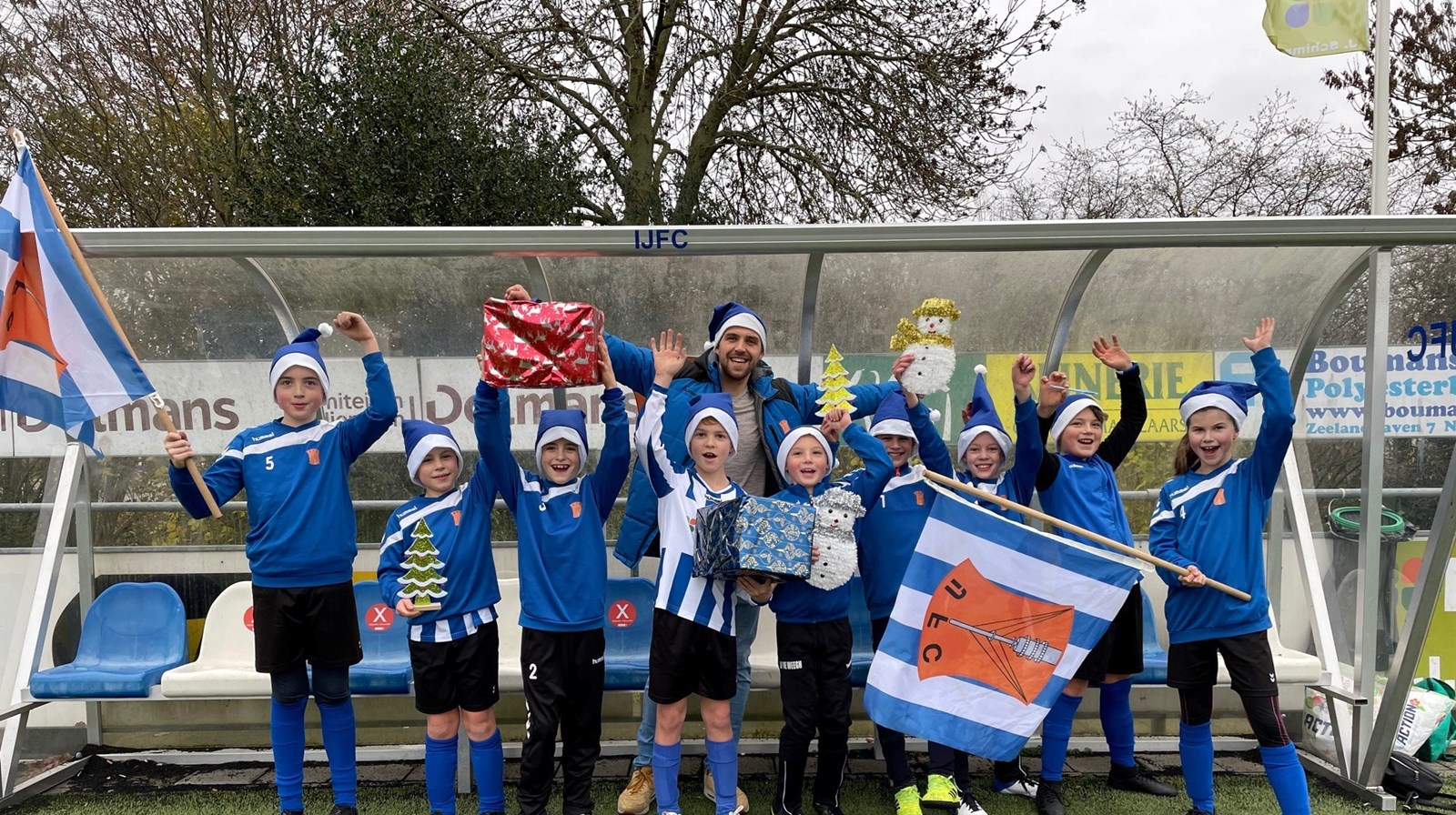 De jeugd sluit het jaar af met het IJFC-Kerstvakantiecircuit - IJFC