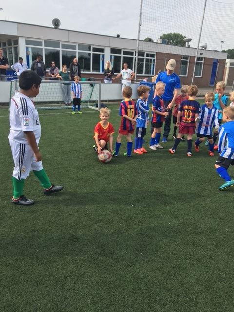 IJffies sluiten het seizoen af - IJFC