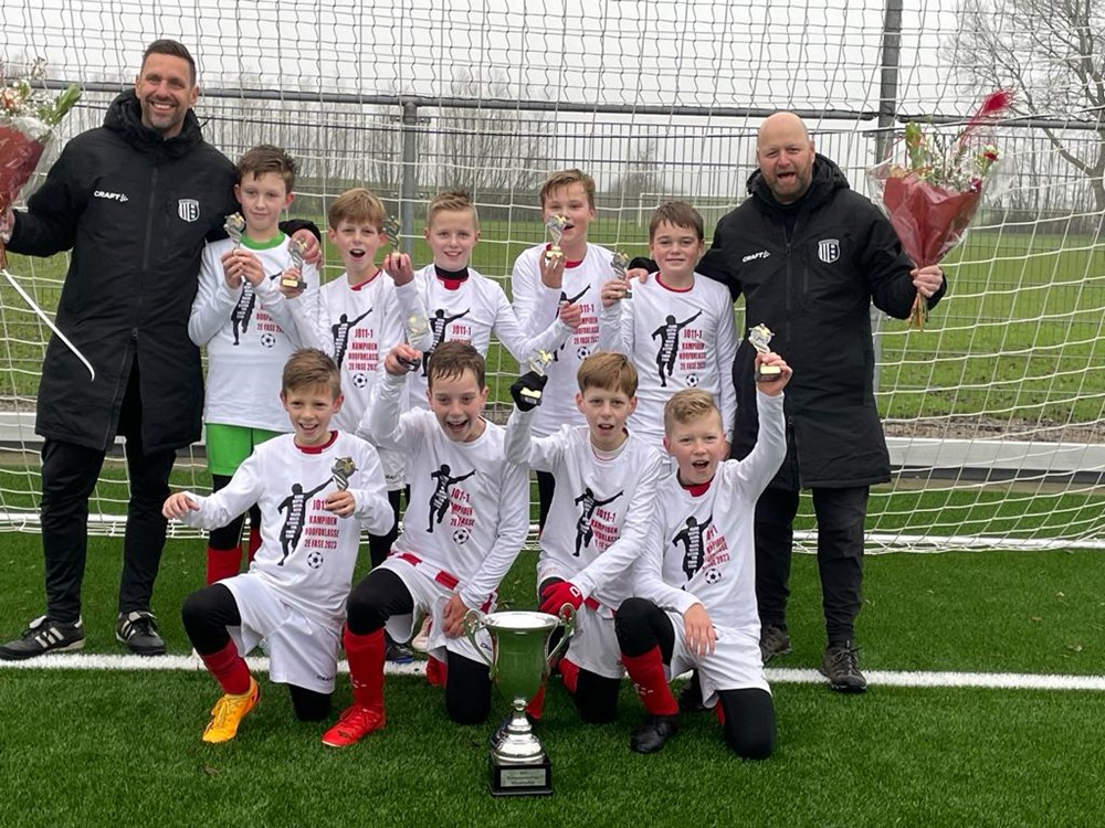 Kampioenen Gallery Jeugd! - IJVV