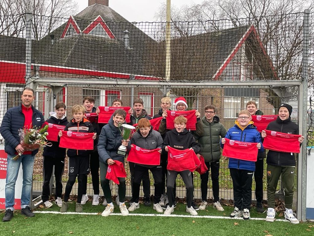 Kampioenen Gallery Jeugd! - IJVV