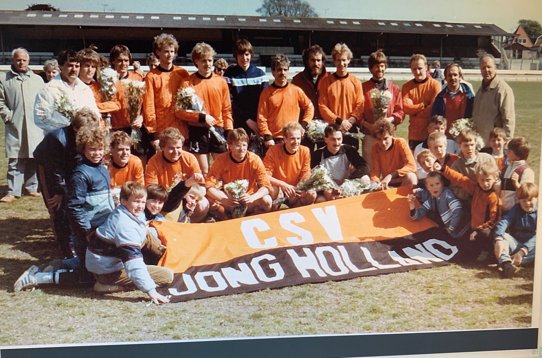 Oud-trainer Jan op de Weegh overleden - CSV Jong Holland