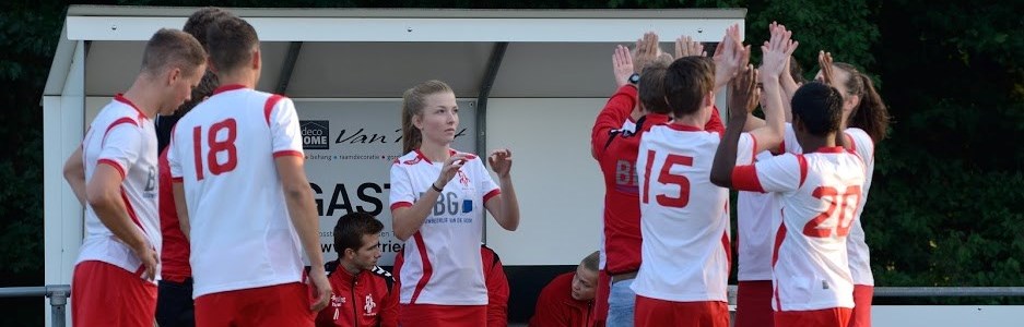 Rood-Wit 1 klaar voor eerste wedstrijd - Korfbalvereniging Rood-Wit