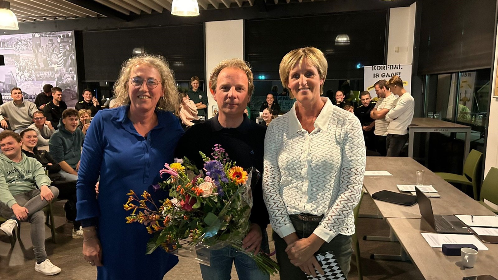 KV Woudenberg benoemt Cora en Harm van Piggelen als Lid van Verdienste ...