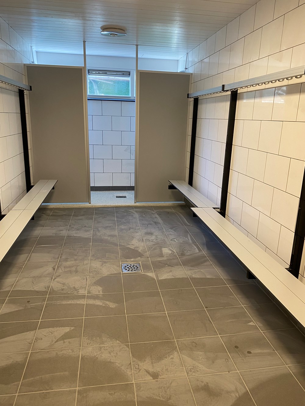 Kleedkamer renovatie KLAAR ! - SV Kadoelen