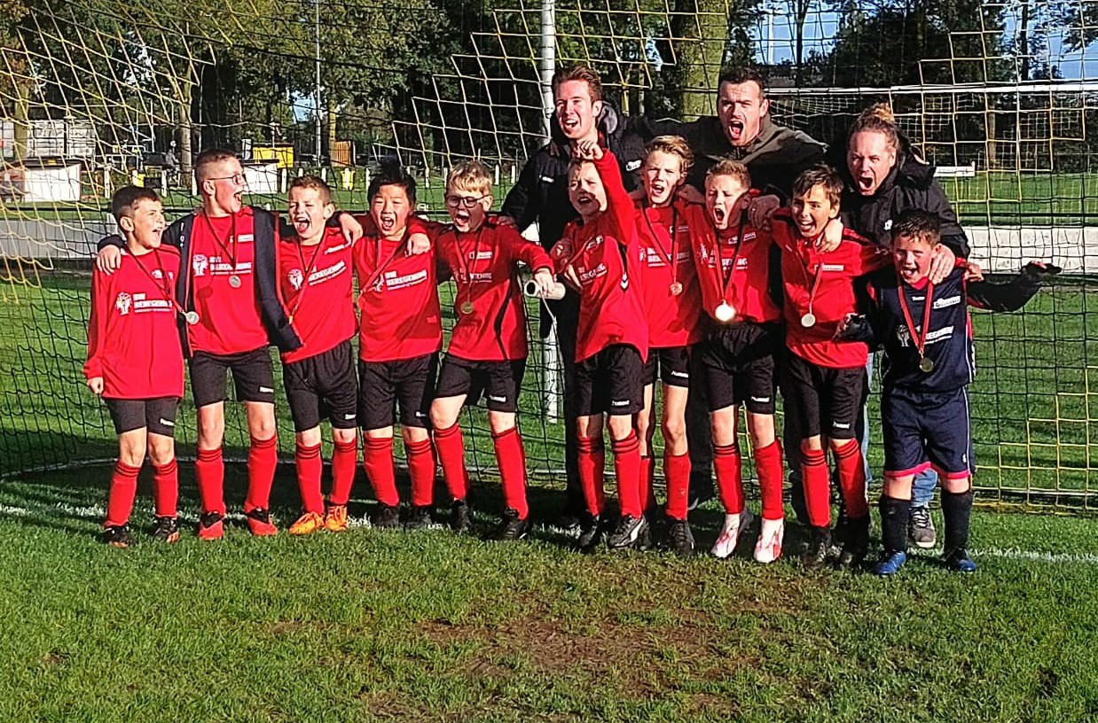 Kesteren JO11-1 overtuigend kampioen! - vv Kesteren