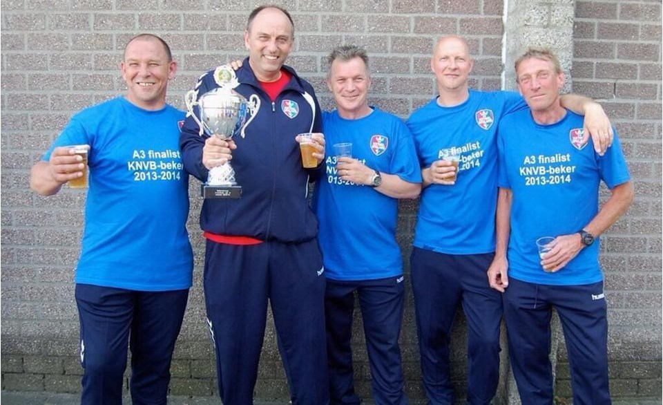 Rinus Krommenhoek stopt na 26 jaar als (jeugd)trainer - vv Kethel Spaland