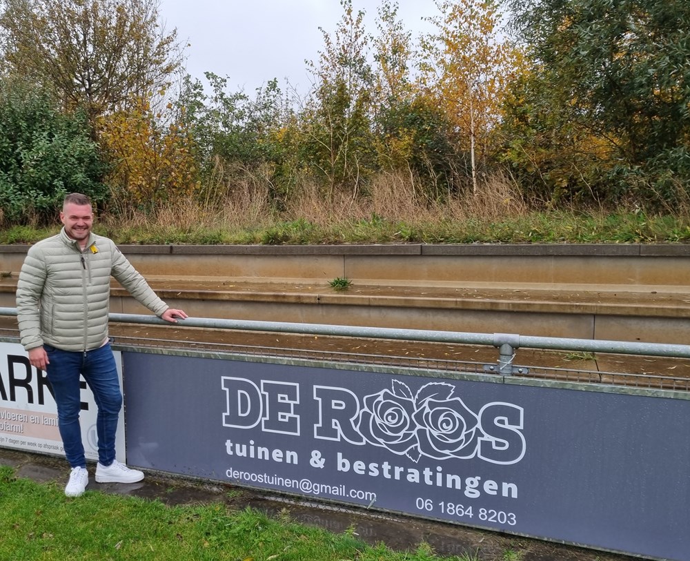 Nieuwe sponsor: De Roos Tuinen en Bestratingen - vv Kethel Spaland