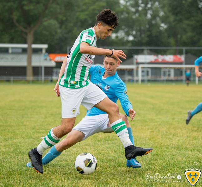 Fotoverslag VV Kloetinge JO17-1 - JVOZ JO16-1 - VV Kloetinge