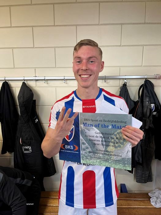 Klundert wint spektakelstuk - v.v. Klundert