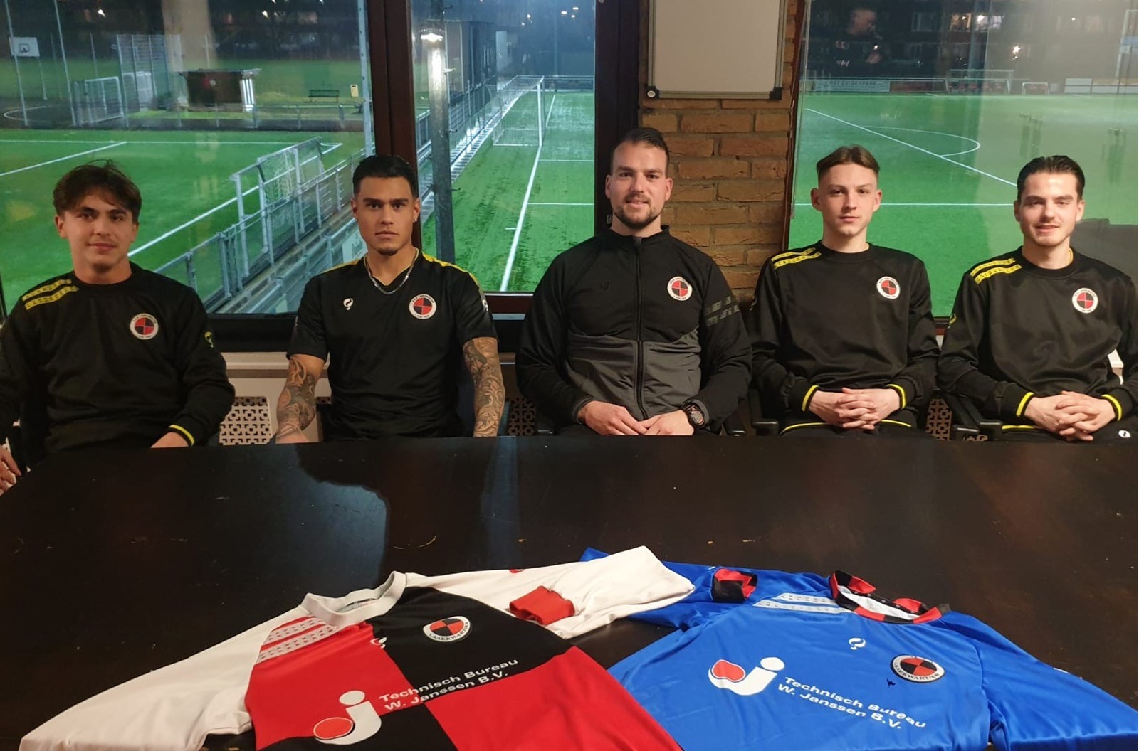 Laakkwartier houdt oog op de toekomst - HVV Laakkwartier