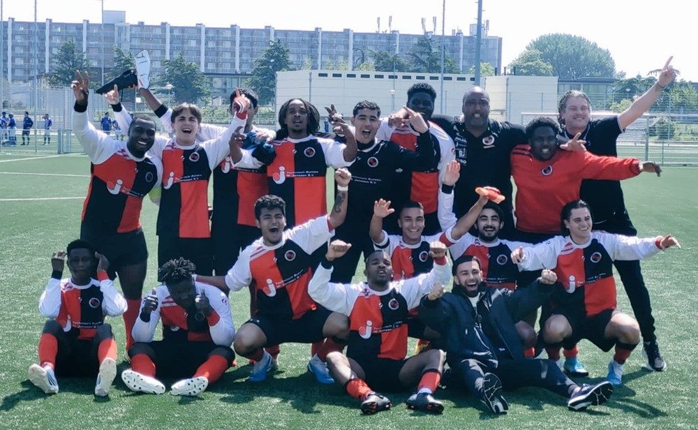 Lakwa 2 kampioen - HVV Laakkwartier