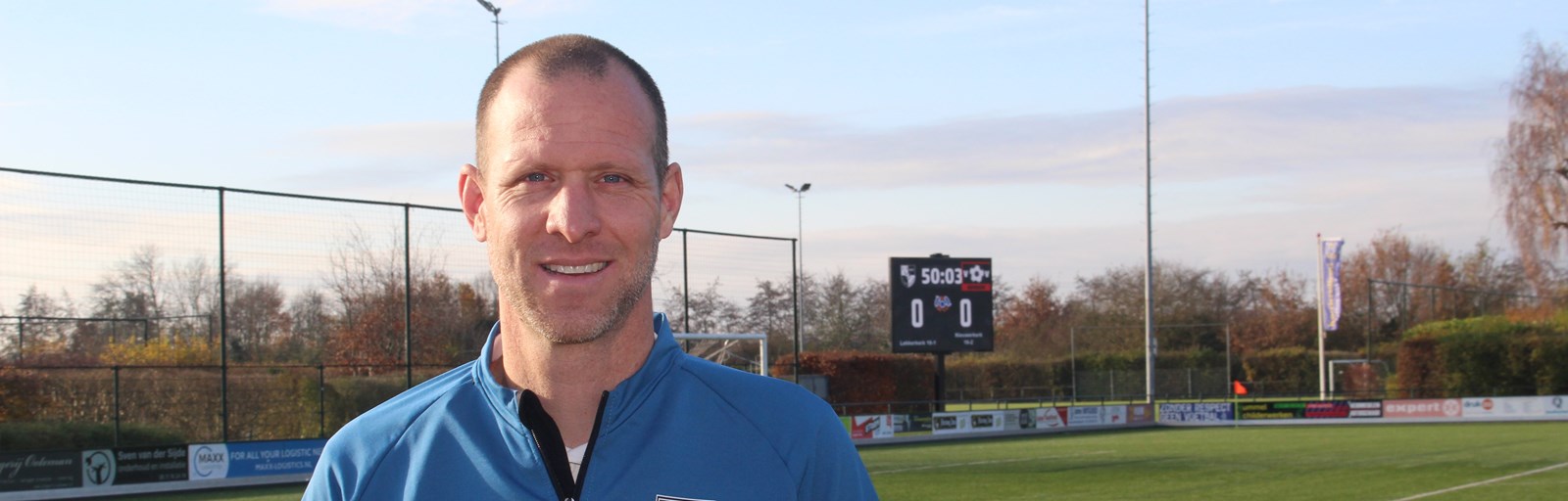 v.v. Lekkerkerk verlengt met trainer Bart van Muijen - vv Lekkerkerk