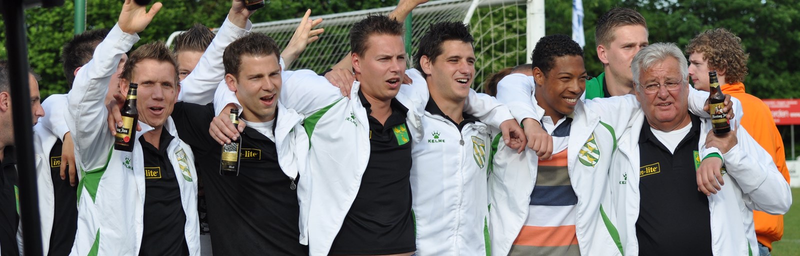 Afscheidswedstrijd voor Edward de Groot - vv Nieuw Lekkerland