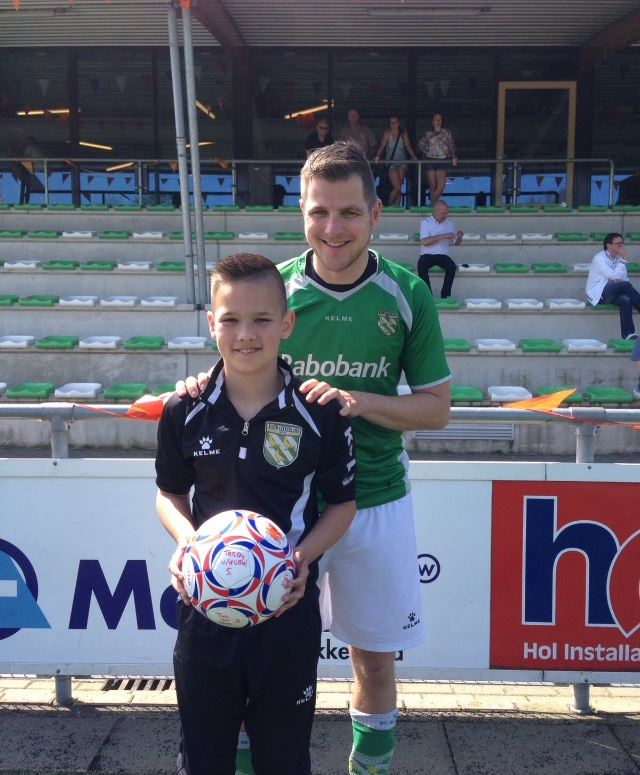 Nieuw-Lekkerland niet bij de les tegen Heerjansdam - vv Nieuw Lekkerland