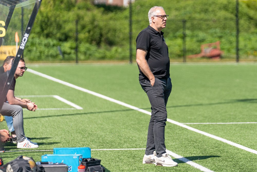 Leones en trainer André Cornelissen na dit seizoen uit elkaar - www.sv ...