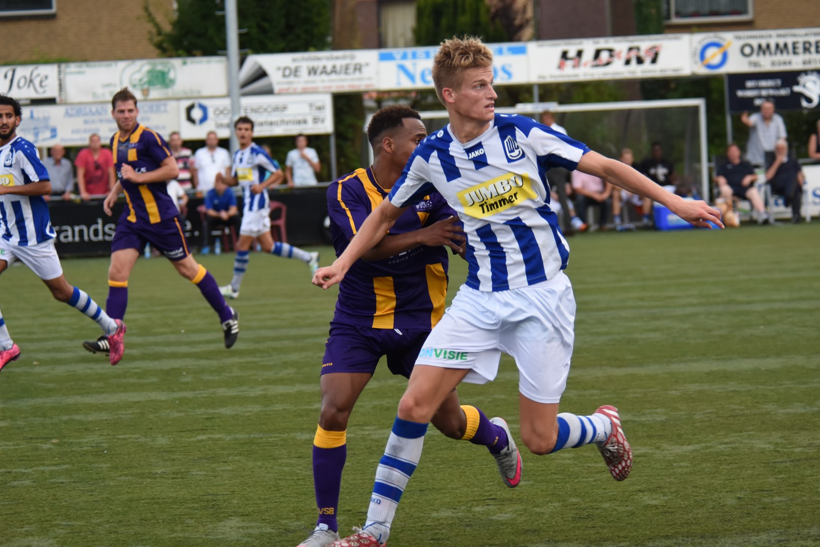 FC LIENDEN IN EIGEN HUIS ONDERUIT - Lienden
