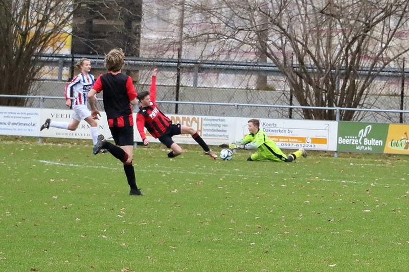 Mariënberg JO15-1 wint van VMC JO15-1JM - https://www.vvmarienberg.nl