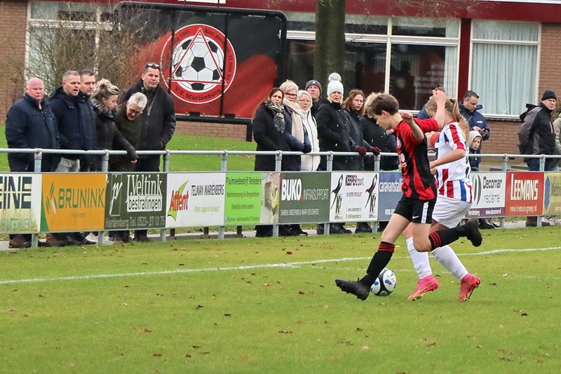 Mariënberg JO15-1 wint van VMC JO15-1JM - https://www.vvmarienberg.nl