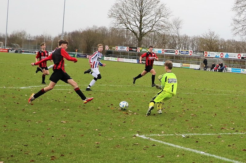 Mariënberg JO15-1 wint van VMC JO15-1JM - https://www.vvmarienberg.nl
