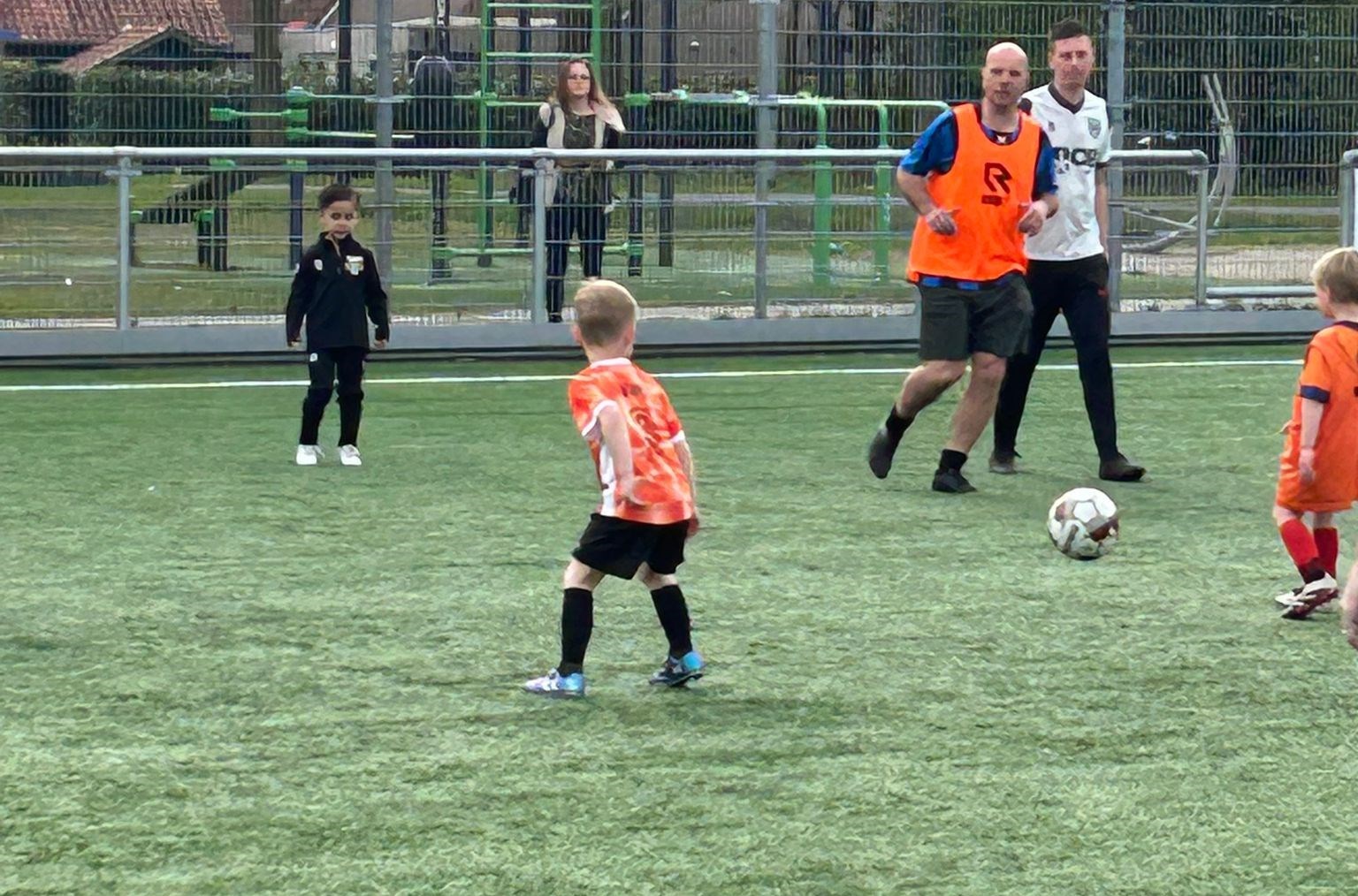 Opentrainingsmaand bij Marum: samen het veld op in april - sv Marum