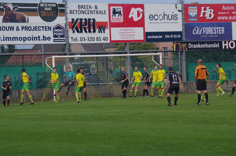 Spetsers openen met driepunter - K Merksplas SK