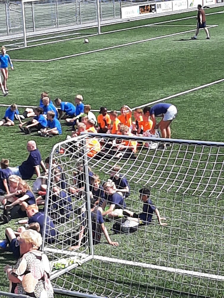 Geslaagd Schoolvoetbaltoernooi Moerkapelle - Zevenhuizen dit jaar bij v ...