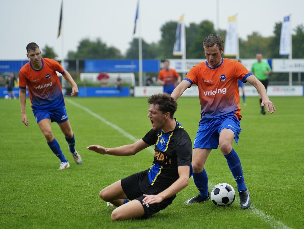 DVC Dedemsvaart 1 - FC Ommen 1 - FC Ommen