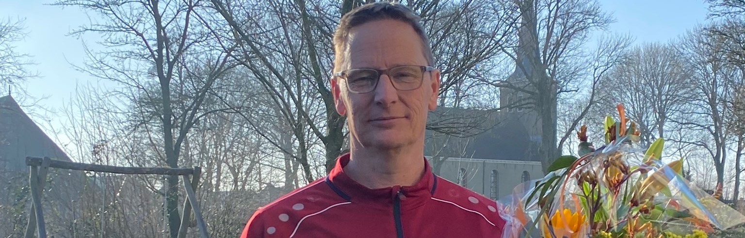 Johan Hempenius nieuw Lid van verdienste VV Oosterlittens