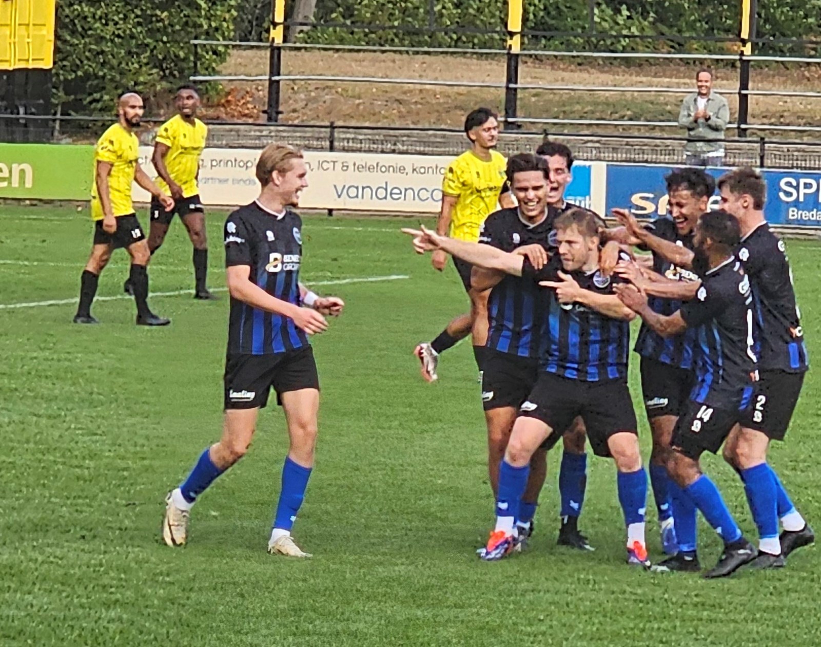 Mooie overwinning 1e elftal - sv Poortugaal