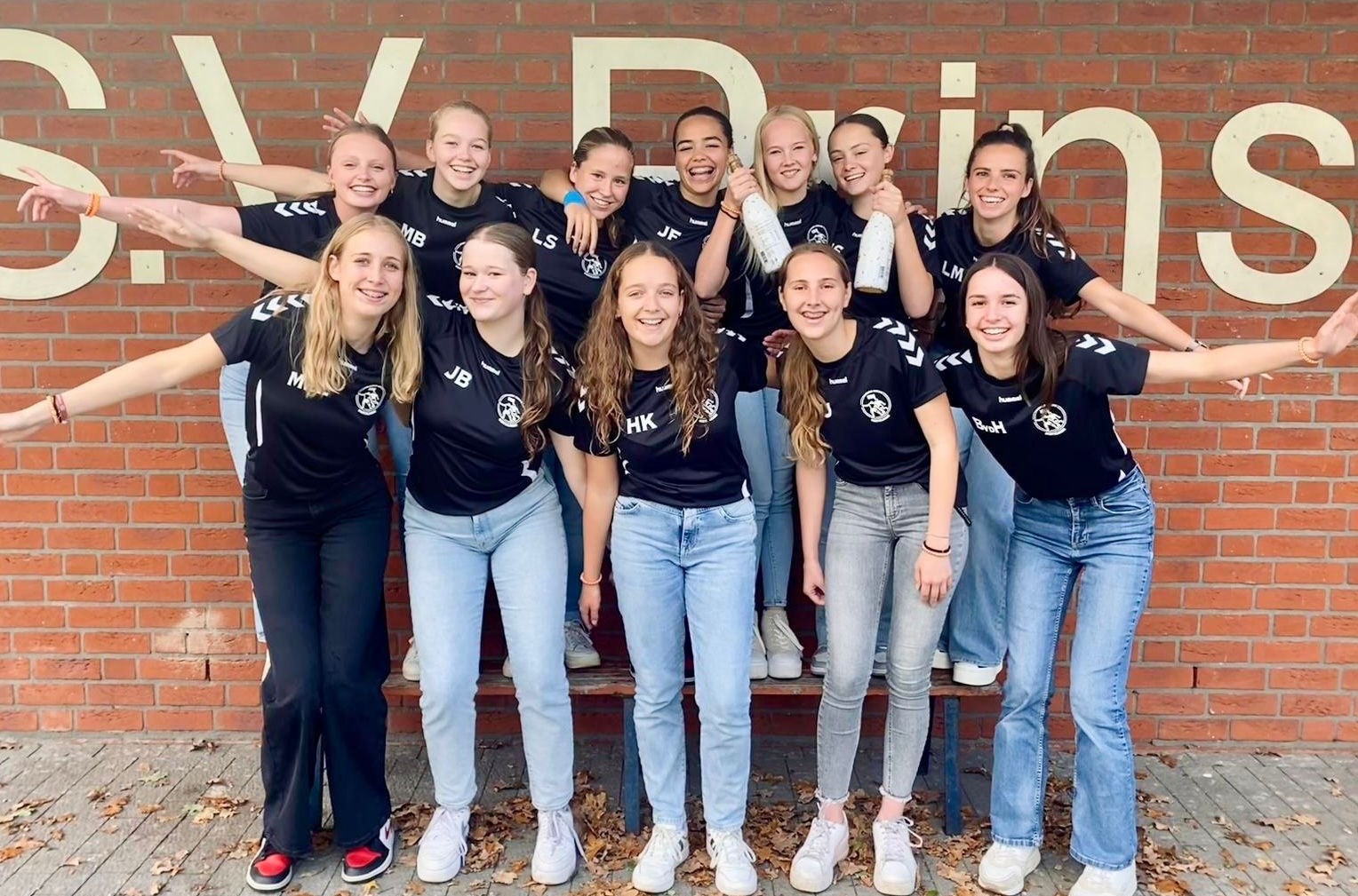 B1 kampioen! - RKSV Prinses Irene Nistelrode - Voetbal & Korfbal