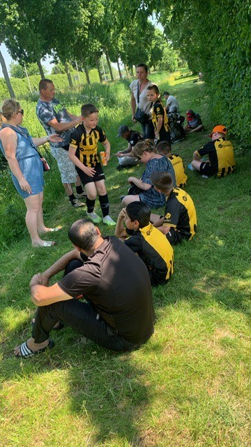 RAS JO10-2 wint RVVH Toernooi - Hvv RAS