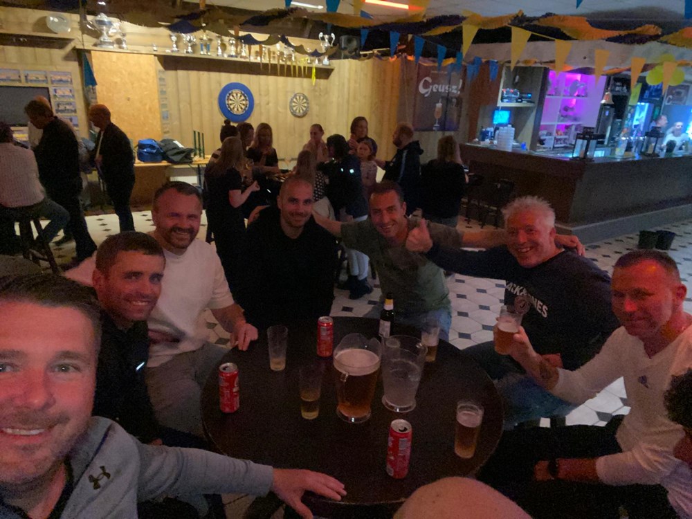 7 tegen 7-Veteranen sluiten seizoen af als kampioen! - Hvv RAS