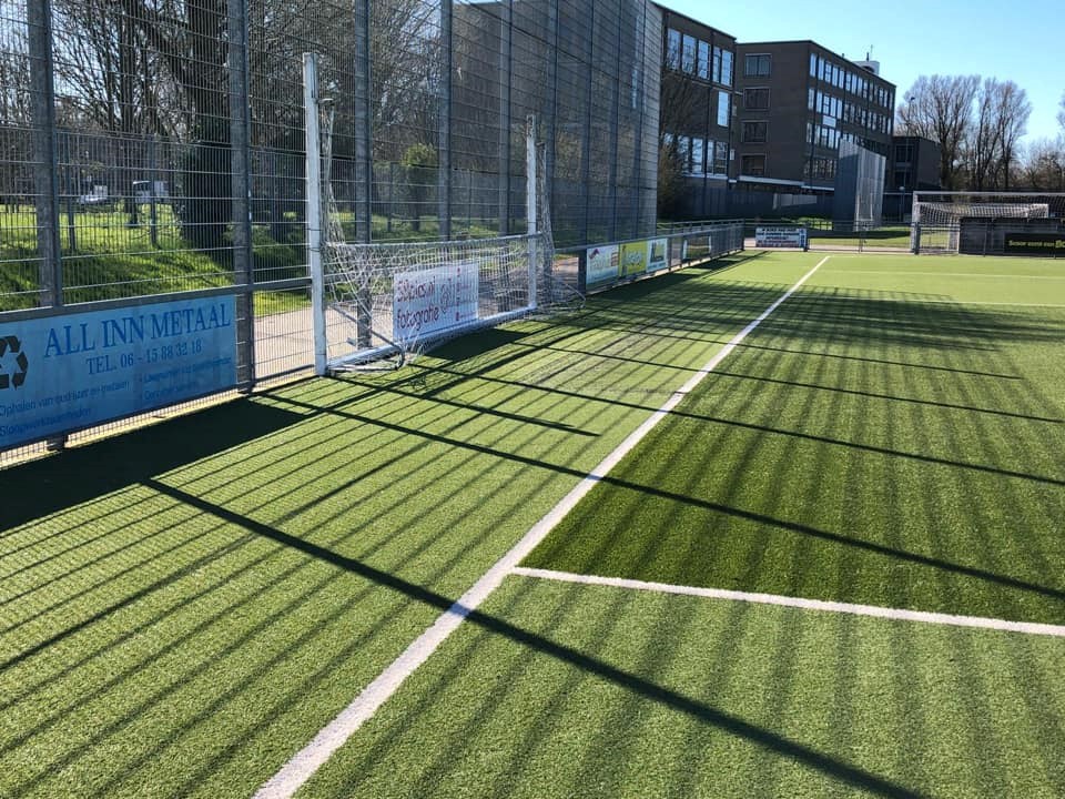 Doelen veld 1 en 2 weggehaald - Hvv RAS